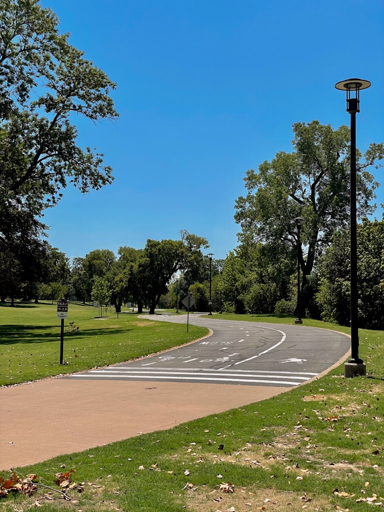 10+ Best Walking Trails In Tulsa